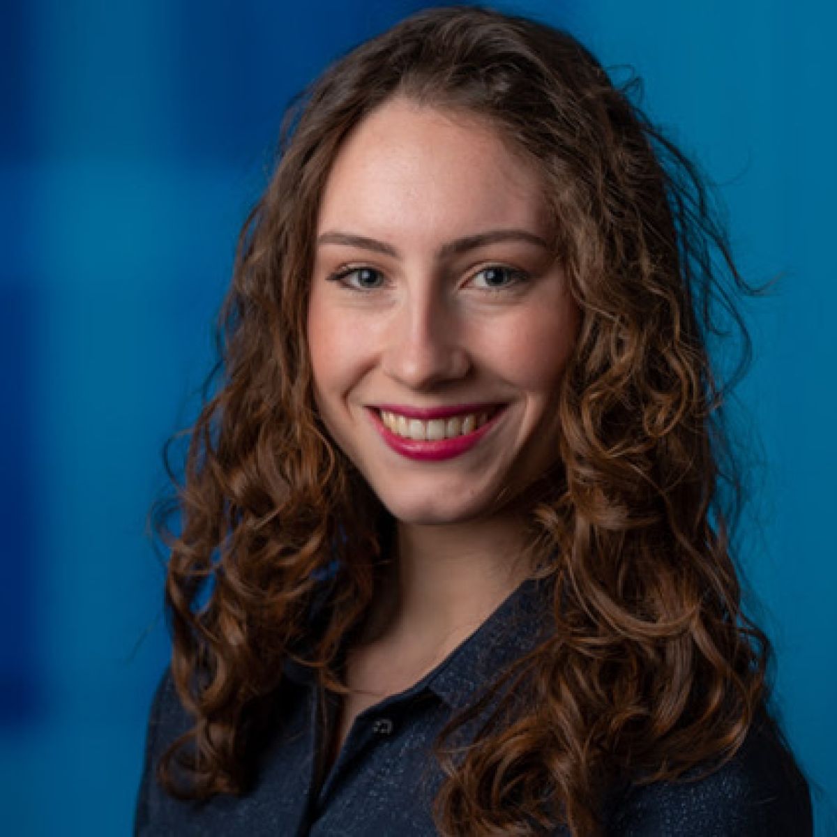 INTERVIEW: een brug slaan tussen maatschappij en AI - Stichting ...